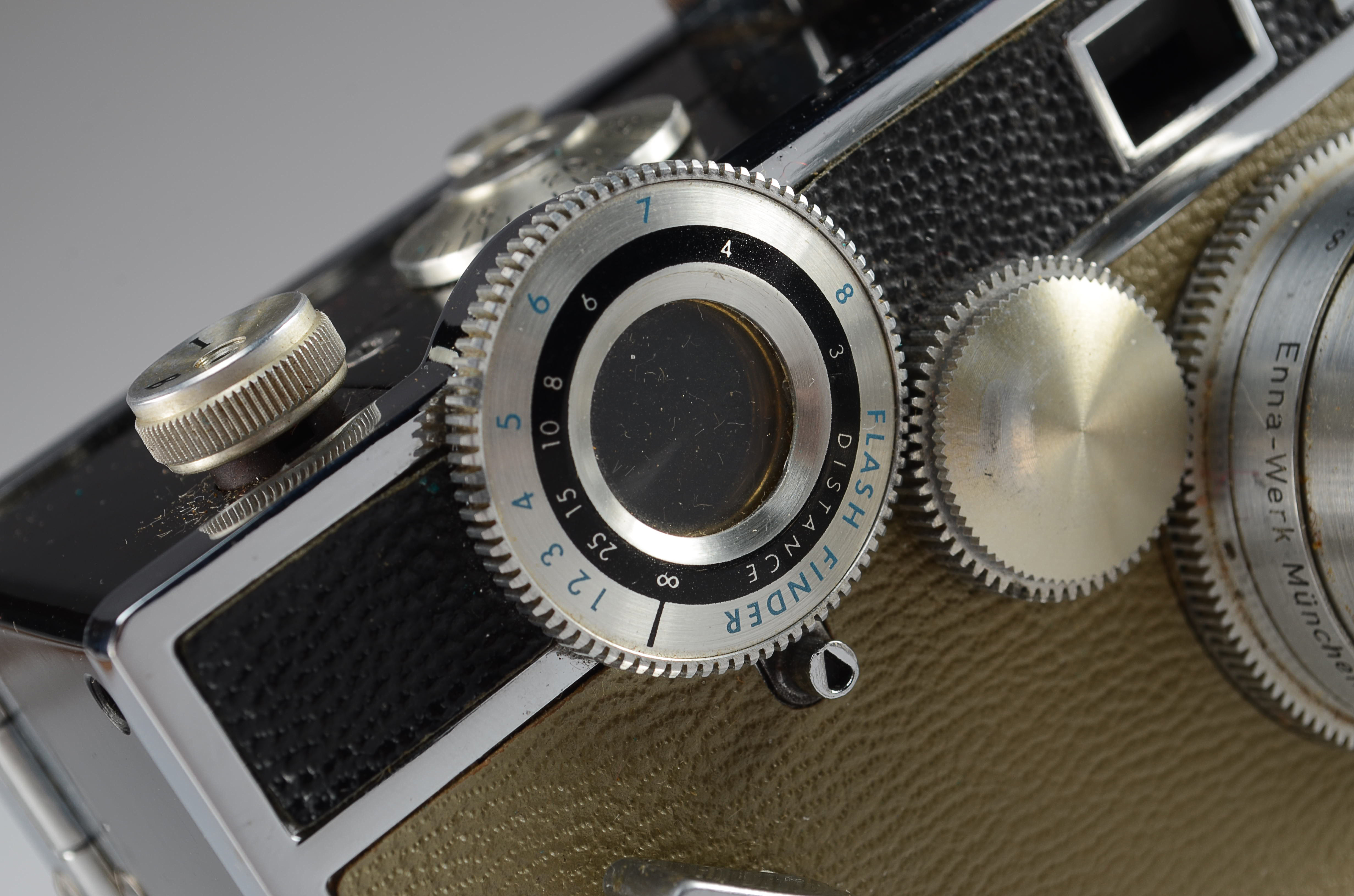 Vintage Argus C-3 Camera with Case | EBTH