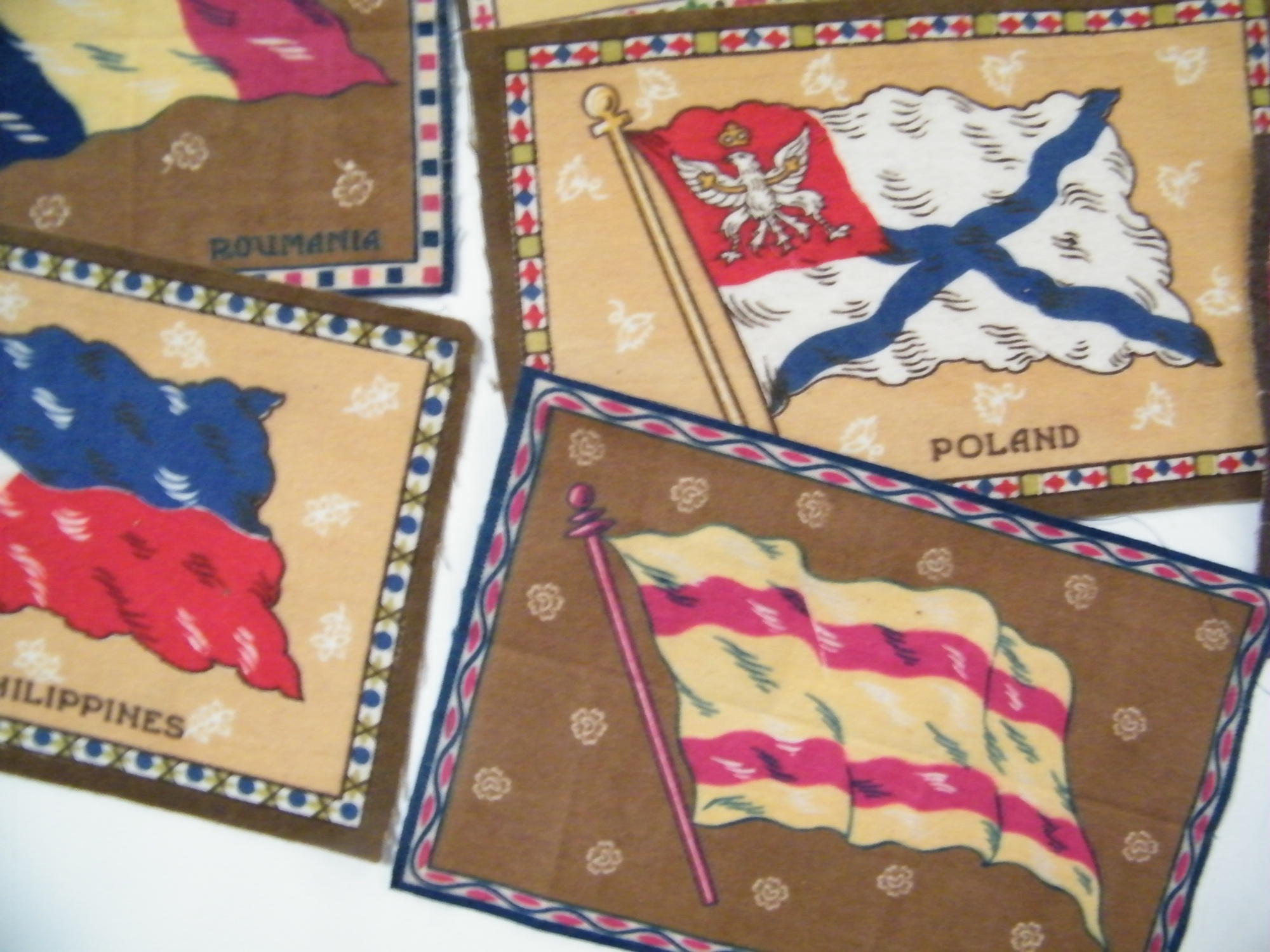 1900's Cigar Box Flag Felts | EBTH