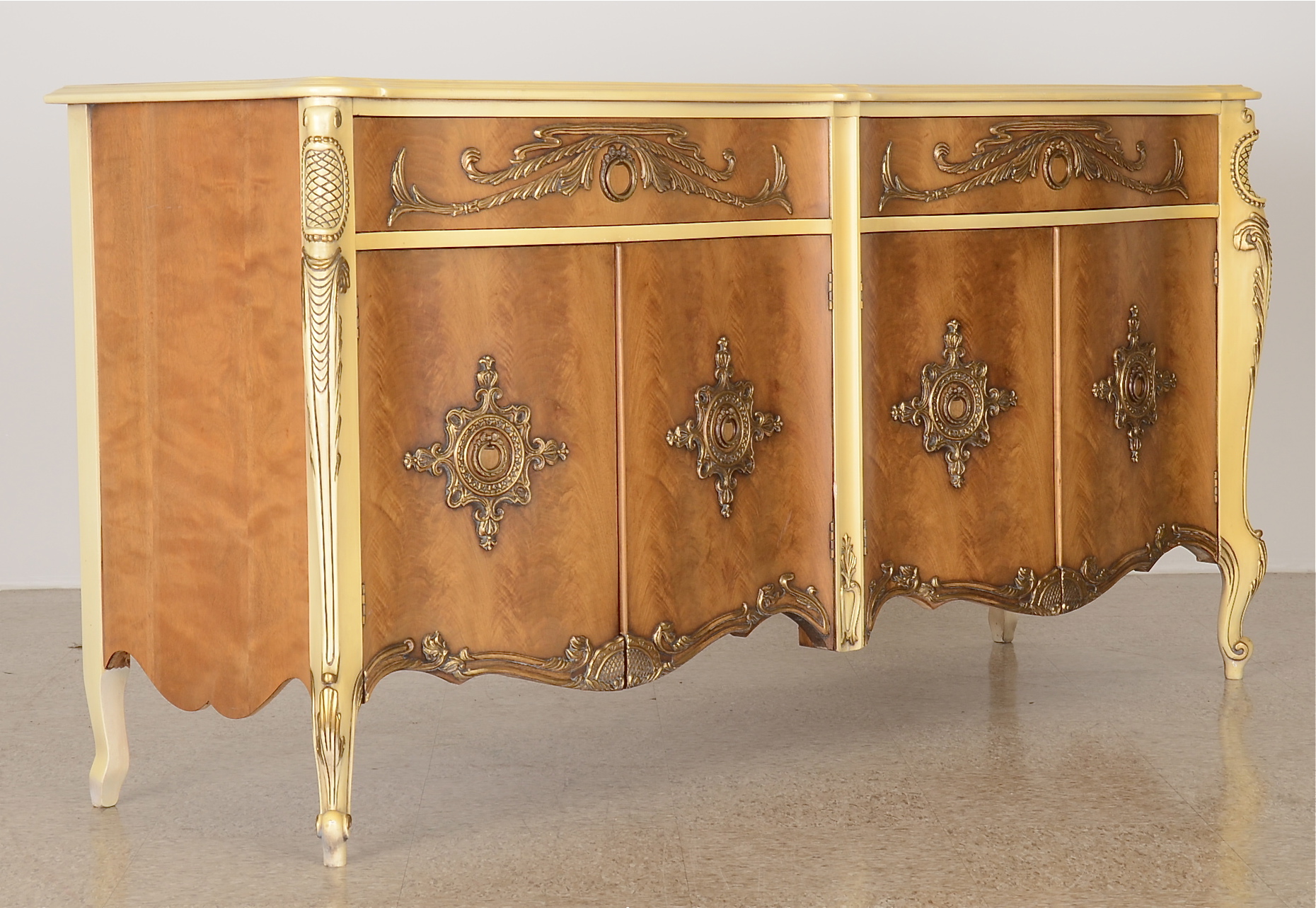 Romweber French Provincial Buffet | EBTH