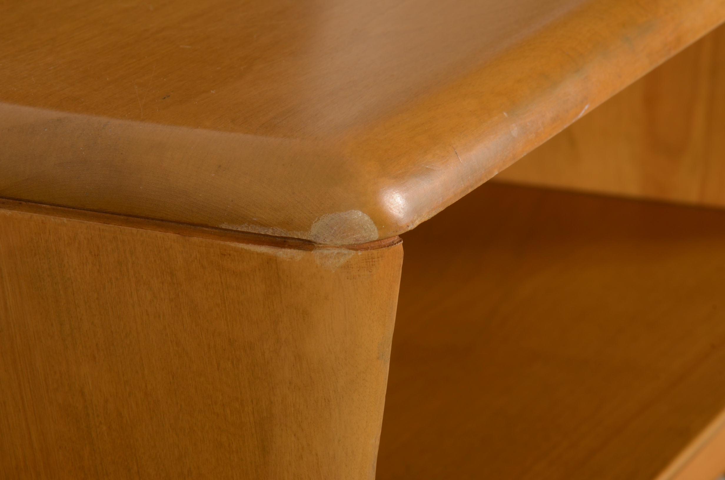 Mid Century Modern Heywood Wakefield Lamp Table | EBTH