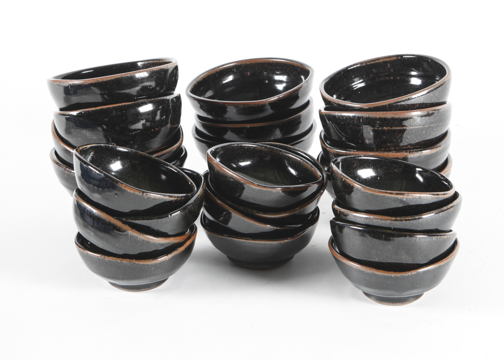 Clary Illian Artisan Pottery Bowl Sets | EBTH