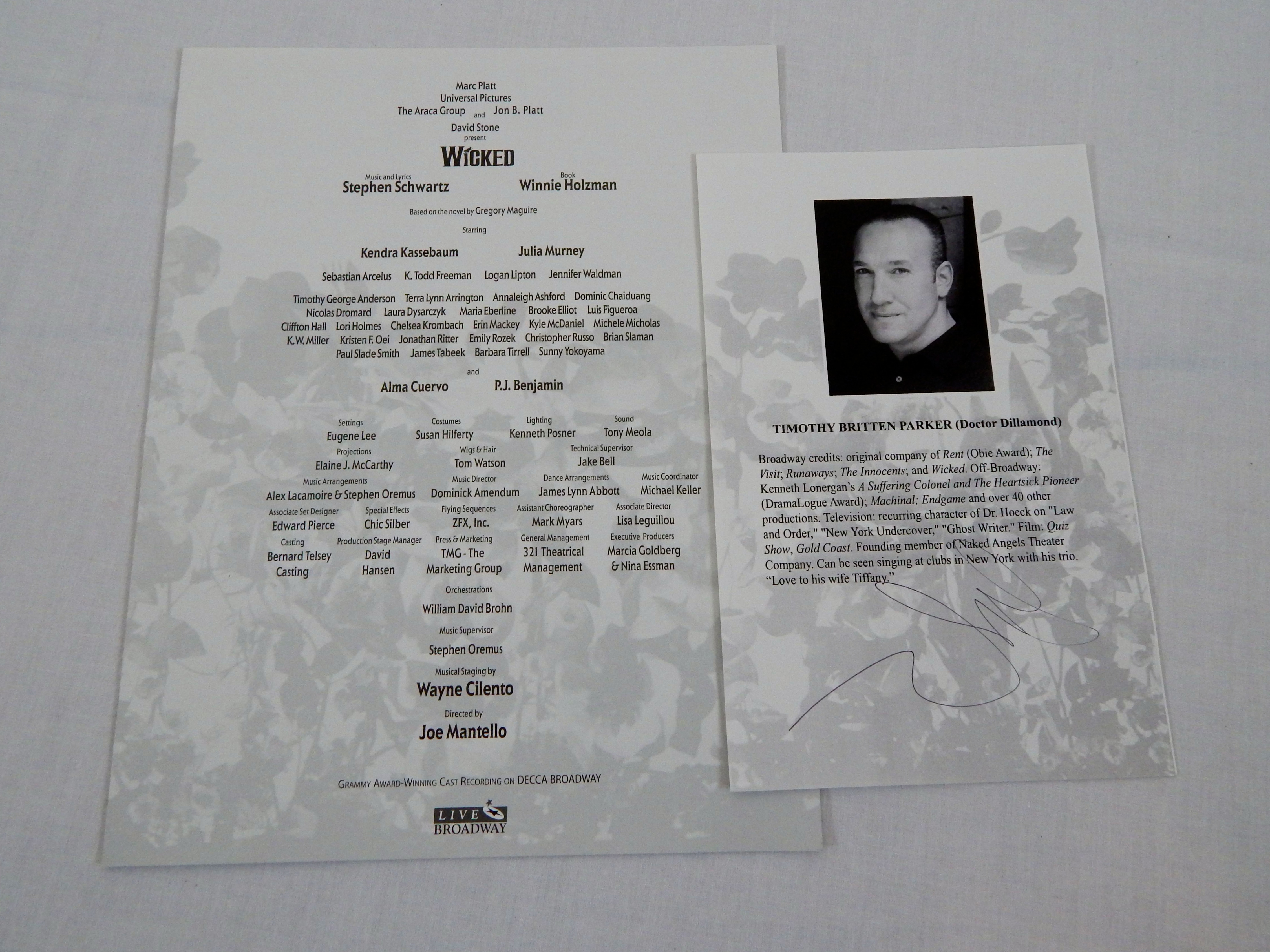 "Wicked" Musical Ephemera Includes Sarah Jessica Parker Signature | EBTH