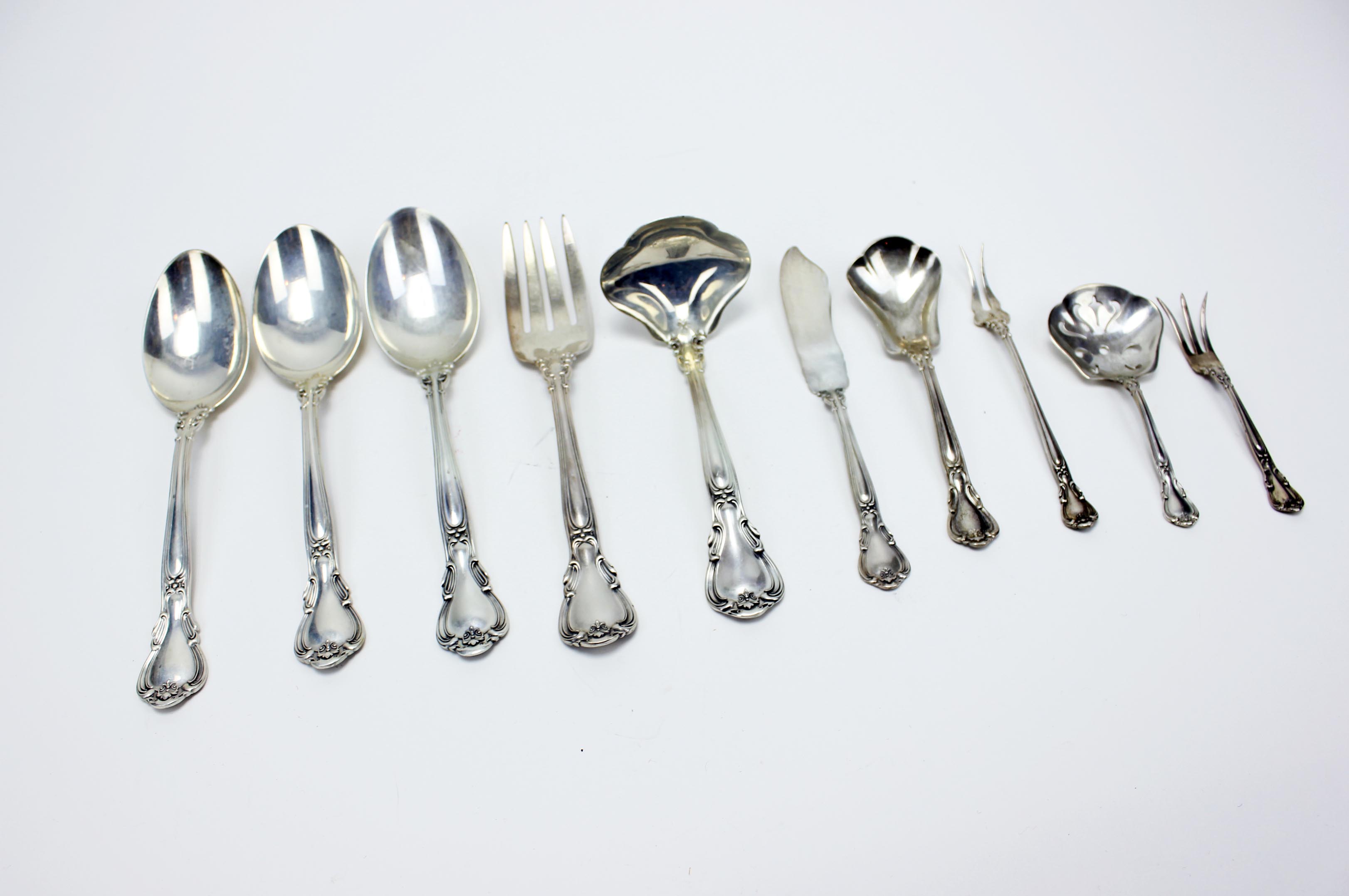 Gorham Sterling Silver Flatware in the "Chantilly" Pattern | EBTH