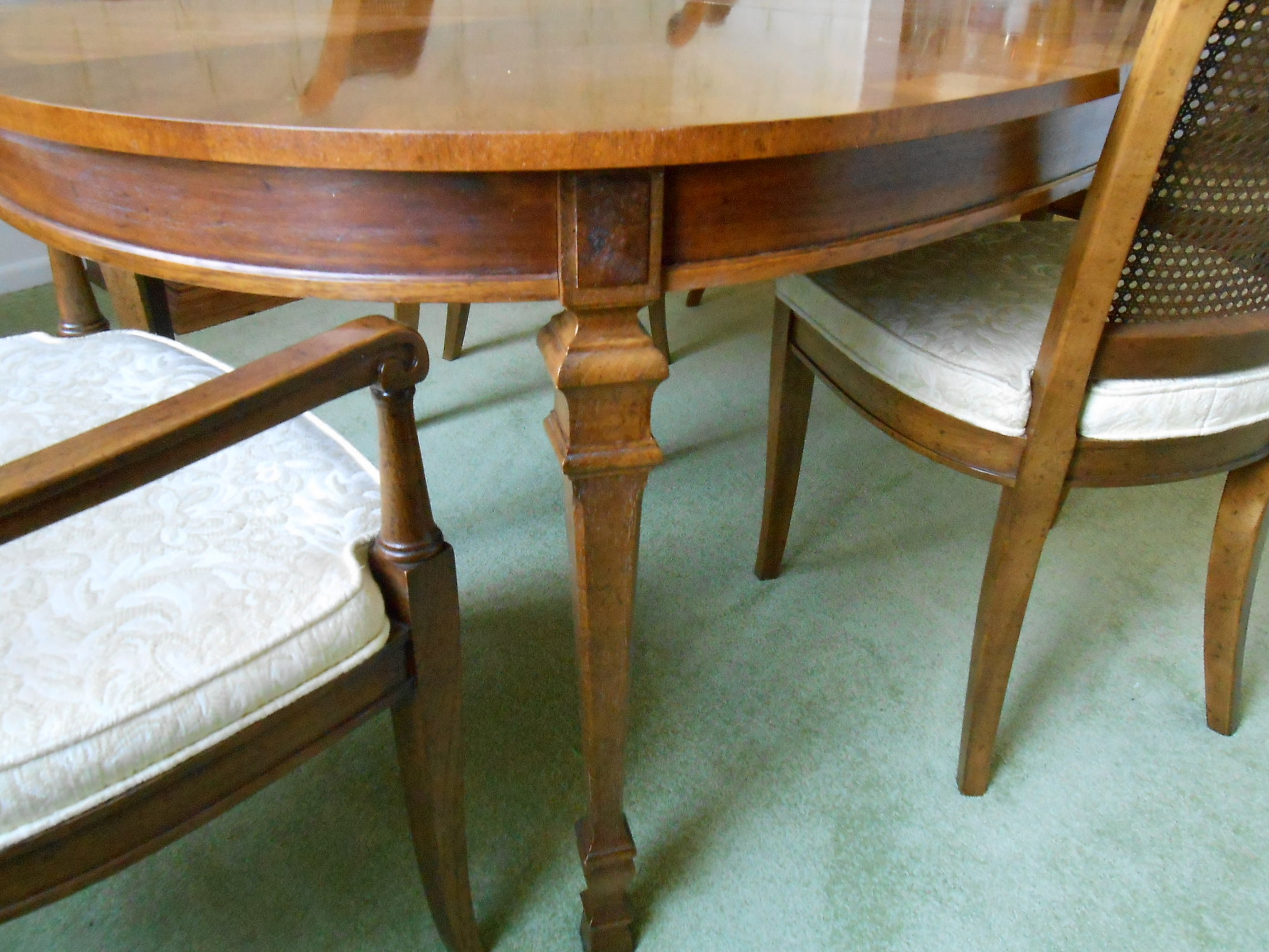 Drexel Heritage Dining Room Set | EBTH