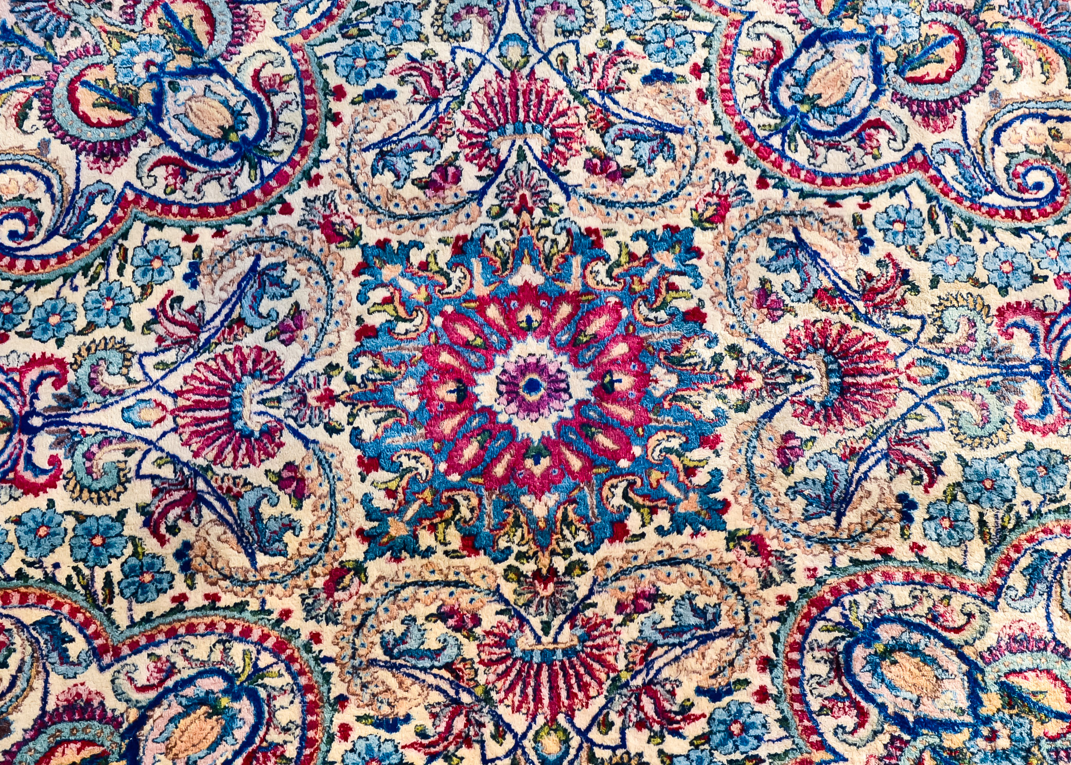 Oversized Navahand Style Rug | EBTH