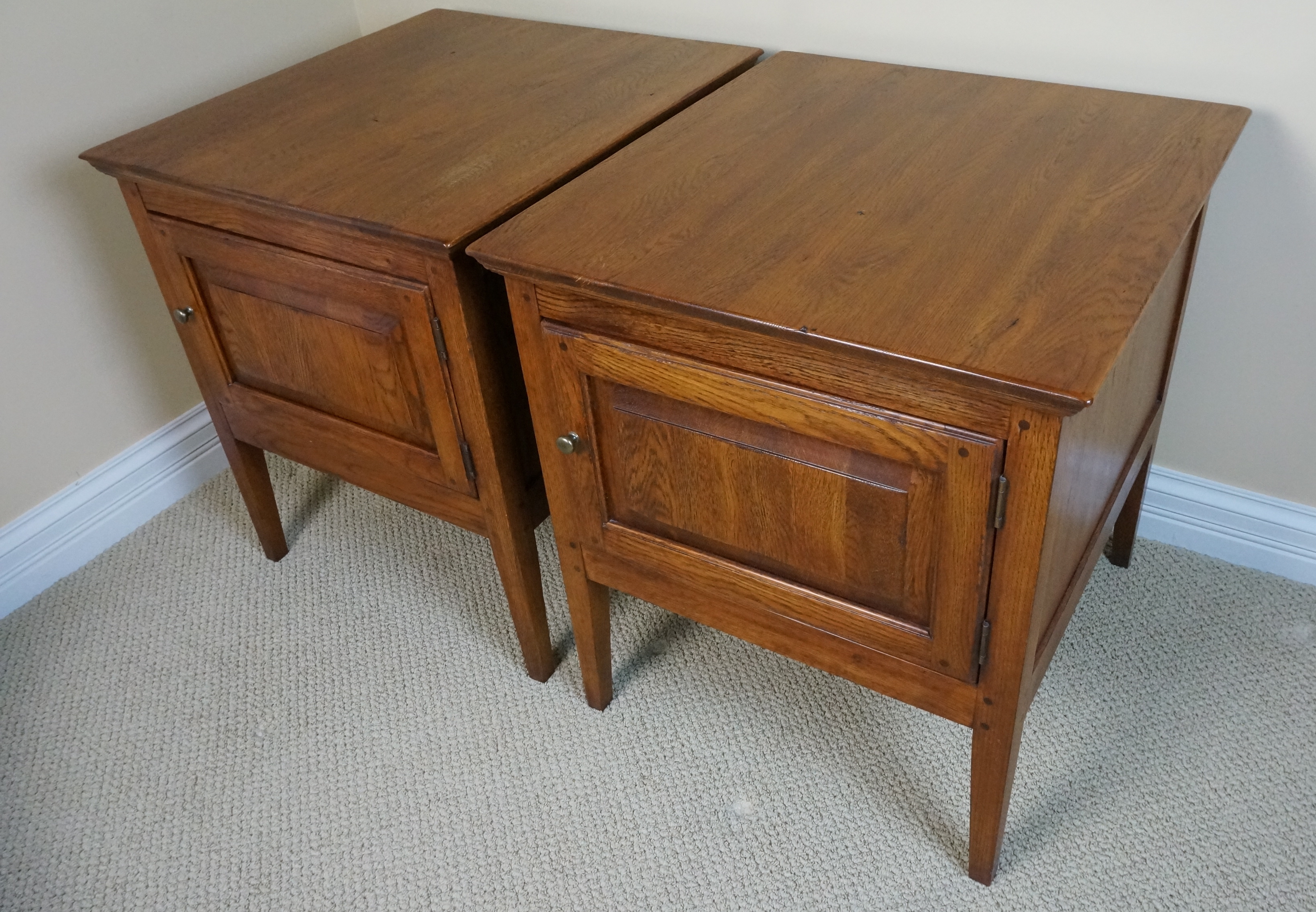 Pair of Lineage Oak Side Tables | EBTH