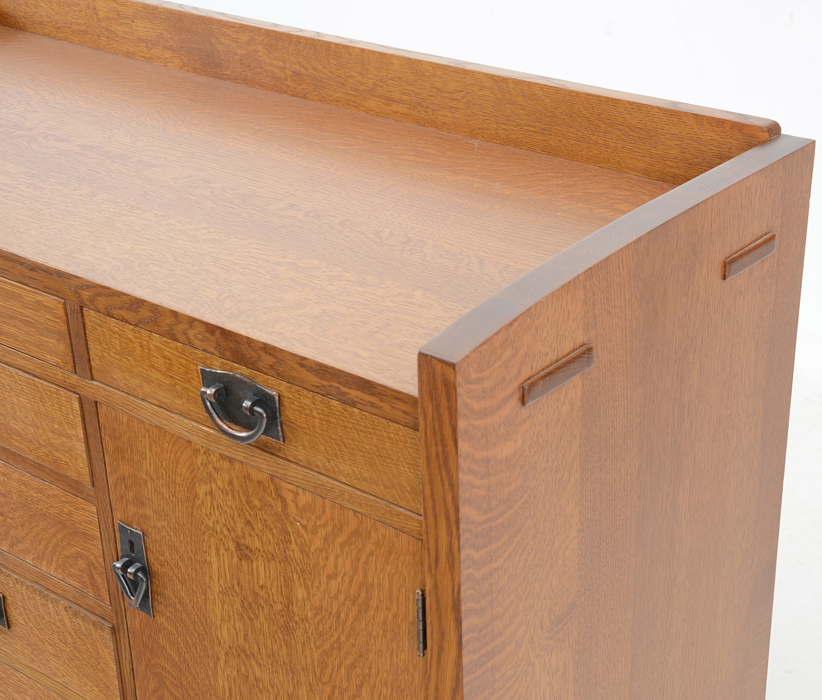 Contemporary Mission Style Oak Sideboard | EBTH