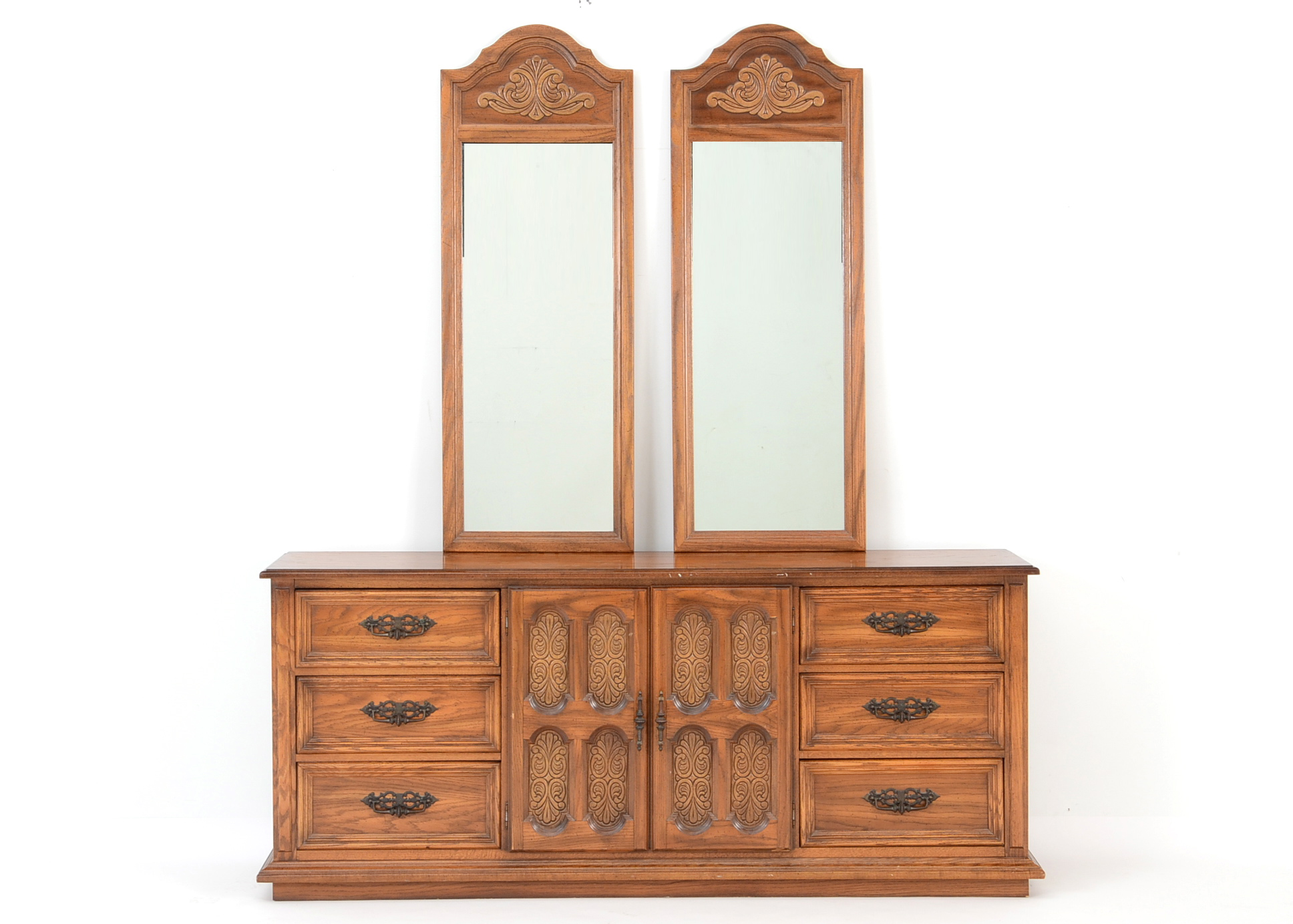 1970 dresser with mirror store