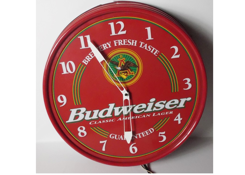 Budweiser Wall Clock | EBTH