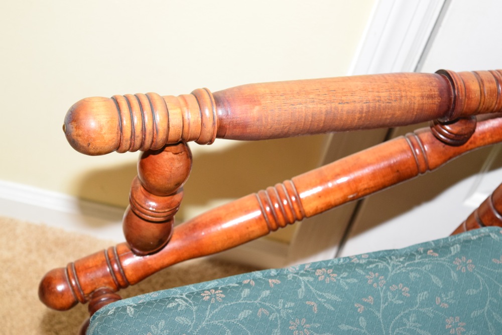 Antique Cherry Pedestal Platform Spindle Rocking Chair | EBTH