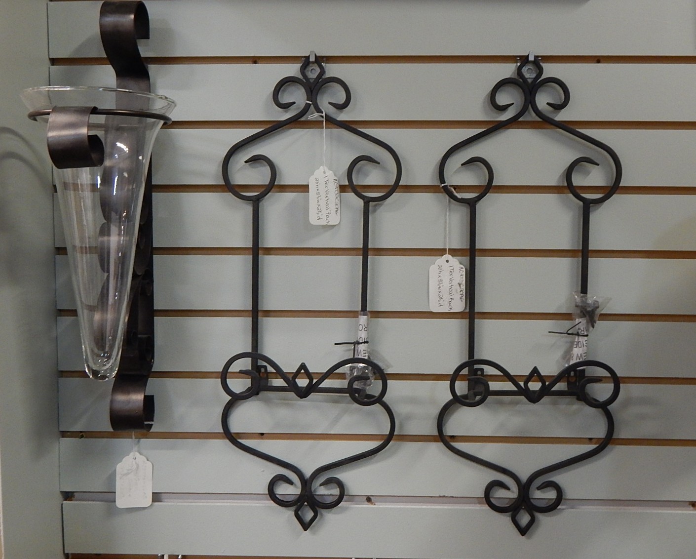 Black Wrought Iron Plate Brackets and Sconce | EBTH