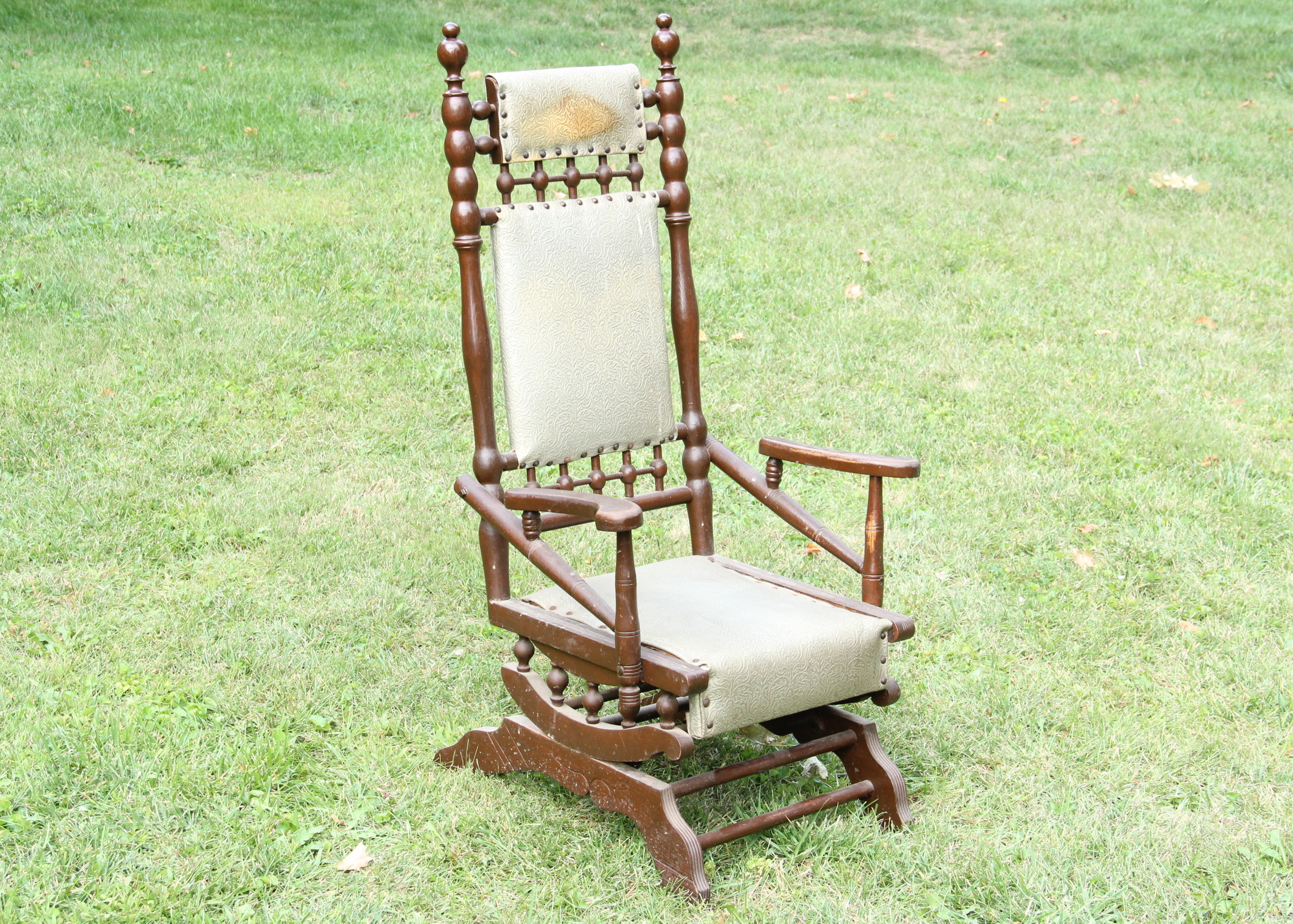 Antique Renaissance Revival Spring Rocking Chair | EBTH