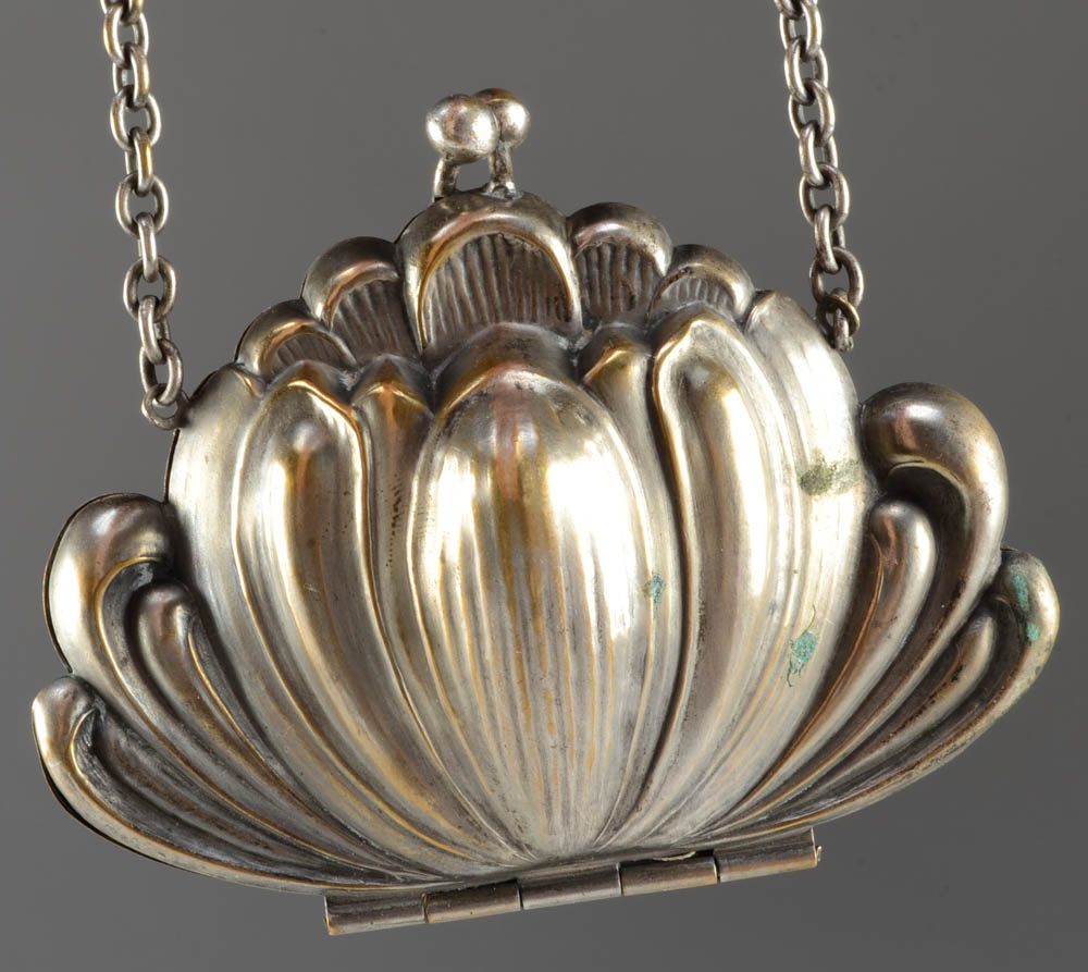 Pair of Victorian Coin Purses | EBTH