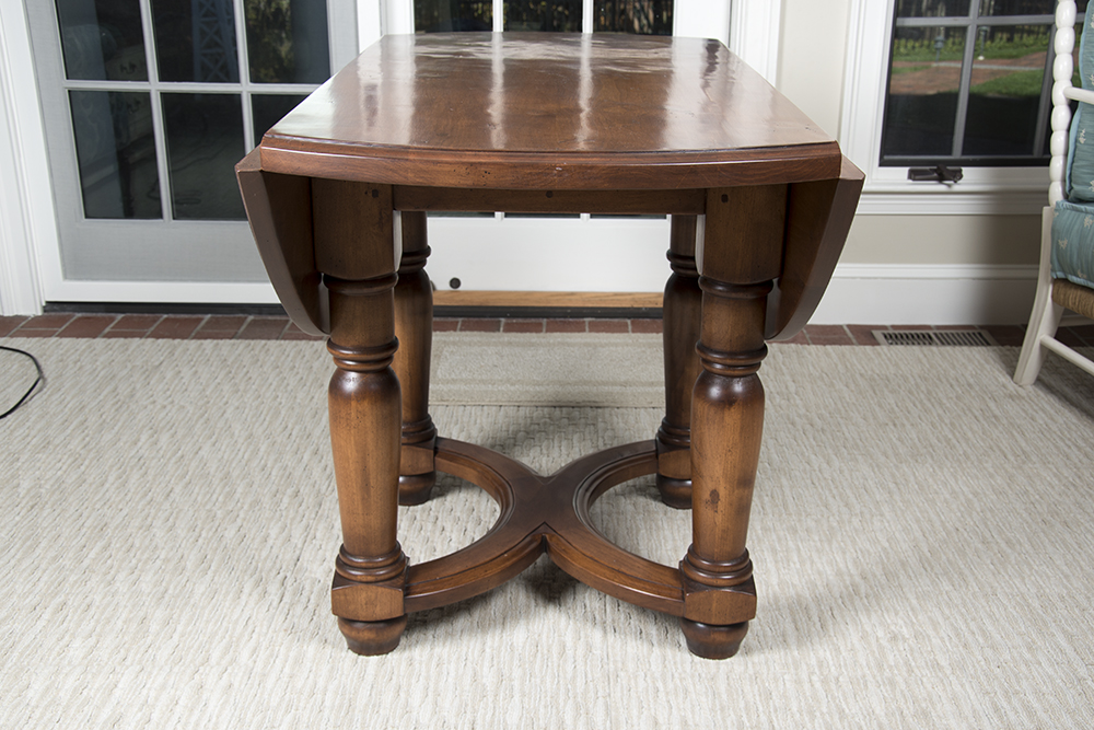 Drop Leaf Farmhouse Table | EBTH