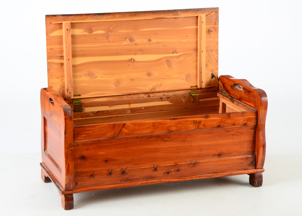 Artisan-Made Cedar Bench Chest | EBTH