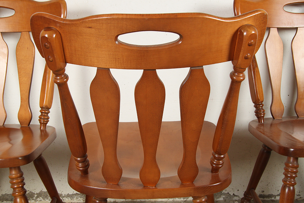 Antique St. Johns Table Company Maple Dining Room Chairs | EBTH