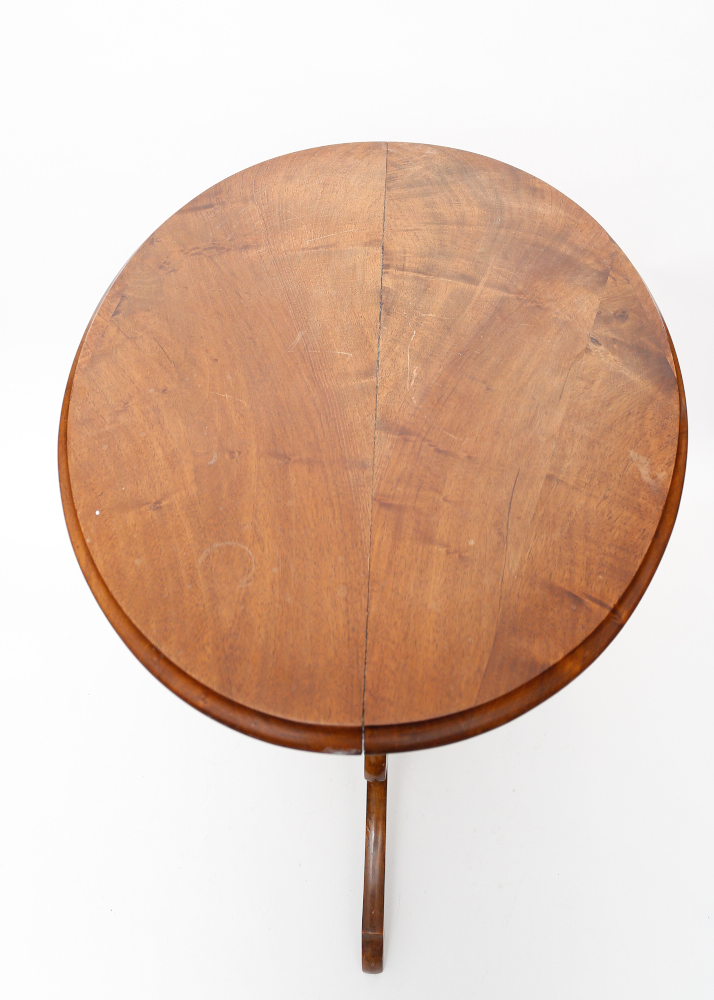 Walnut and Maple Oval Top Table | EBTH