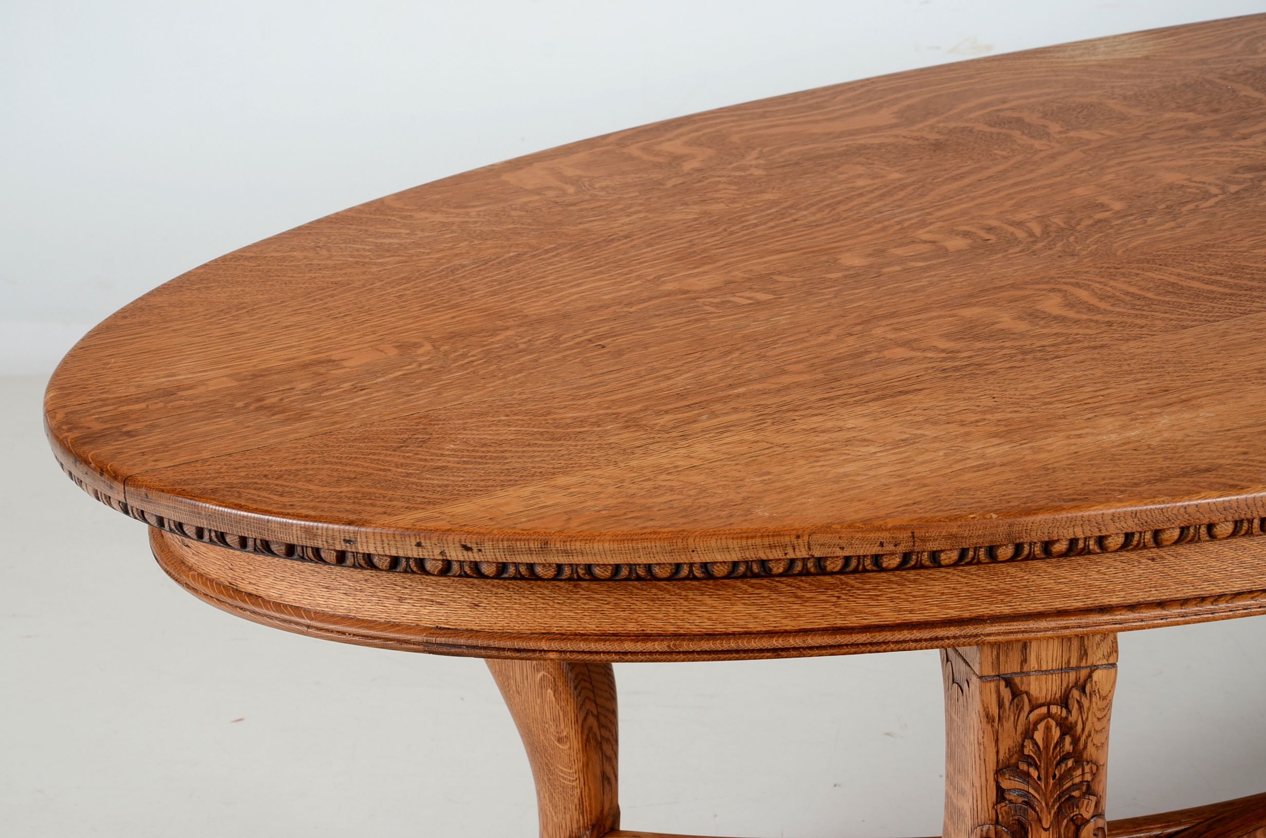 Large Oval Quarter-Sawn Oak Library Table | EBTH