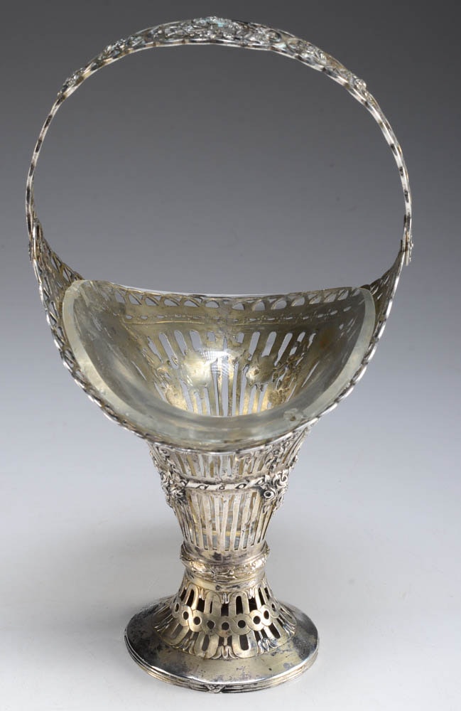 Antique 800 German Silver Bride Basket | EBTH Antique 800 German Silver Bride Basket | EBTH