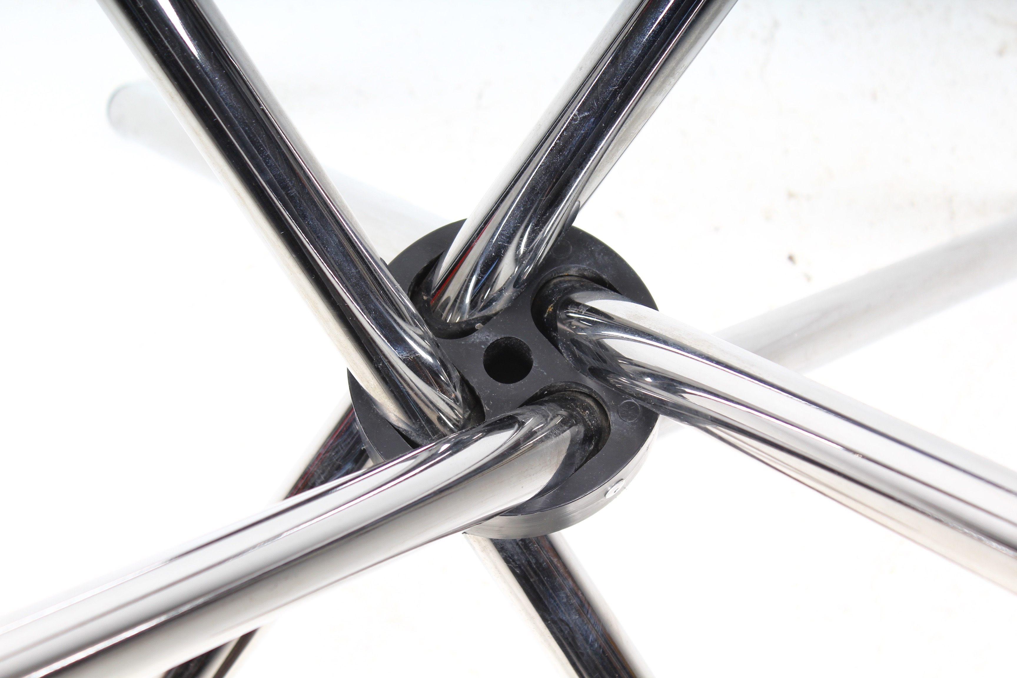 Euro Style "Hydra" Contemporary Collapsible Table | EBTH