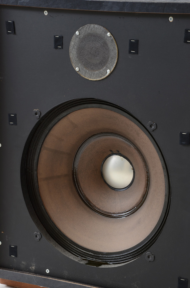 Altec 879A Teak Wood Table Top Floor Speakers | EBTH