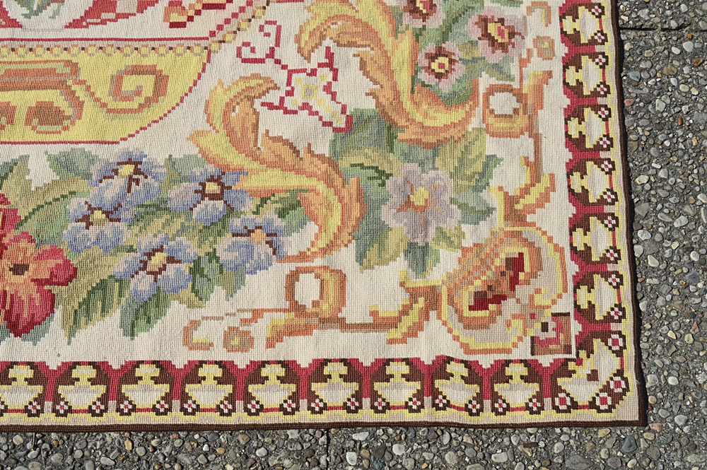 French Aubusson Style Wool Needlepoint Rug | EBTH