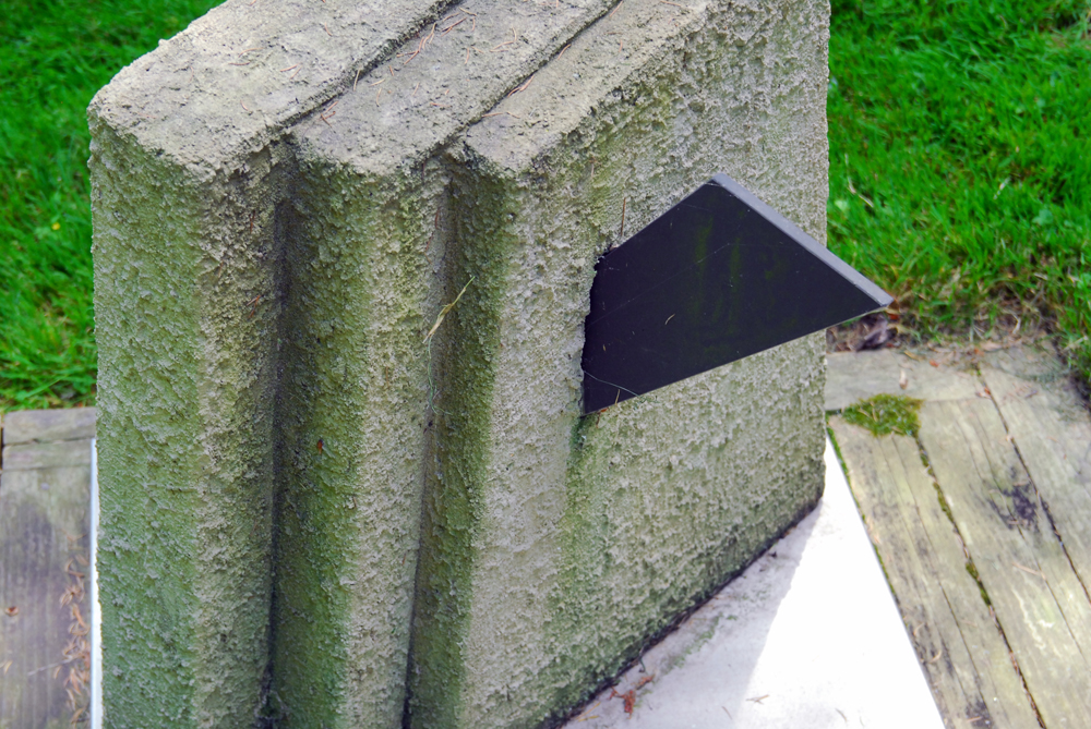 Rima Schulkind Yard Sculpture | Everything But The House