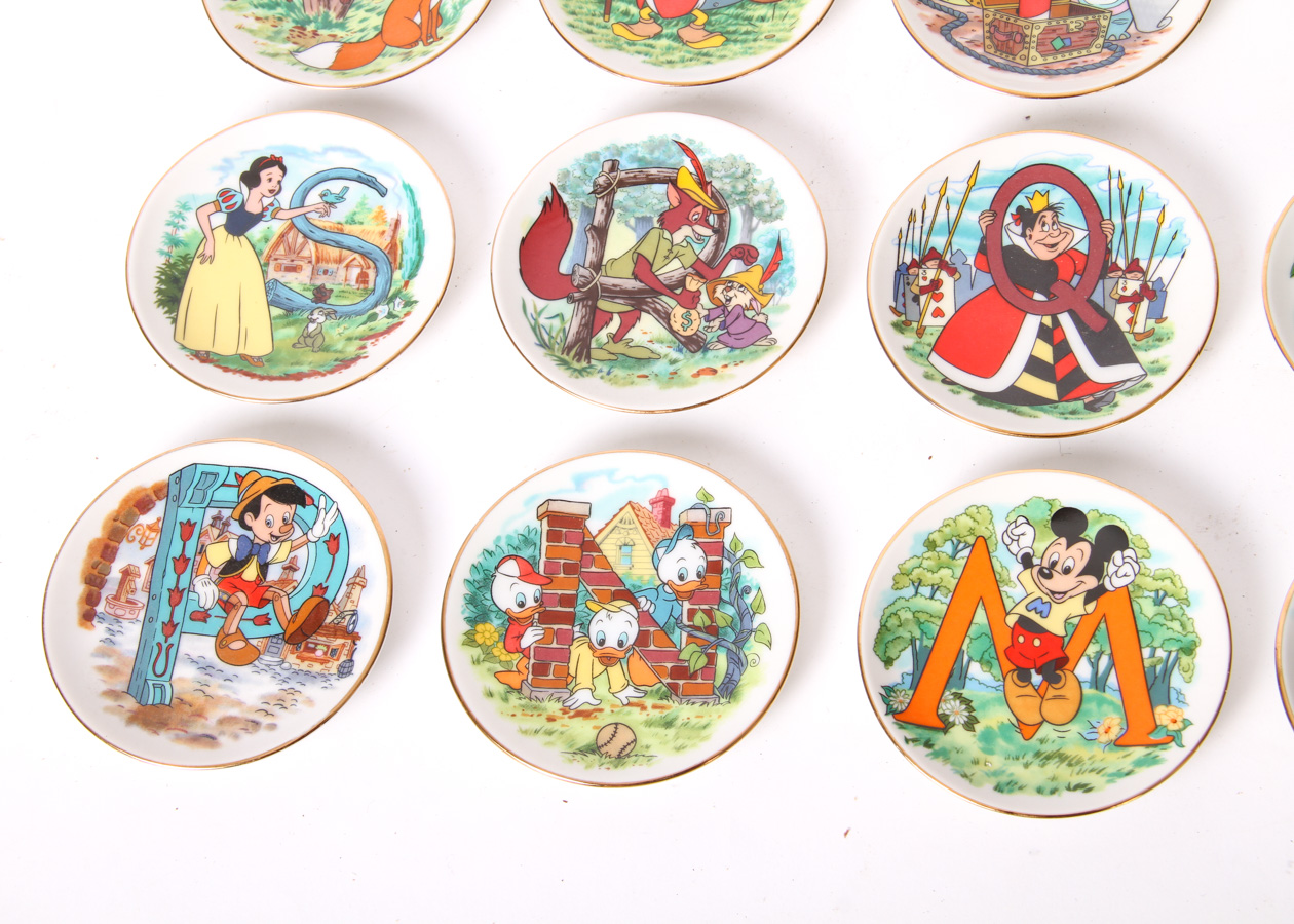 Vintage Disney Alphabet Plates Collection | EBTH