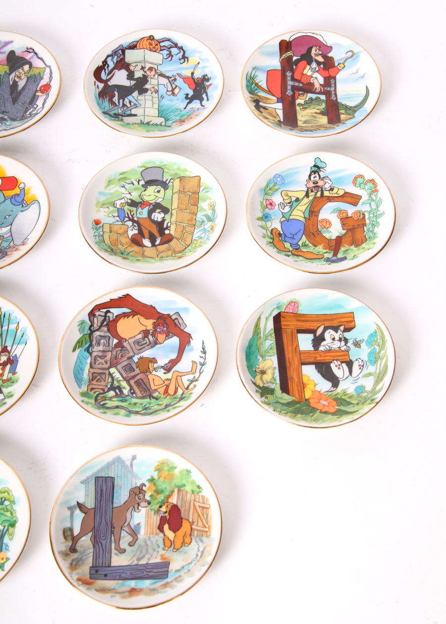 Vintage Disney Alphabet Plates Collection | EBTH