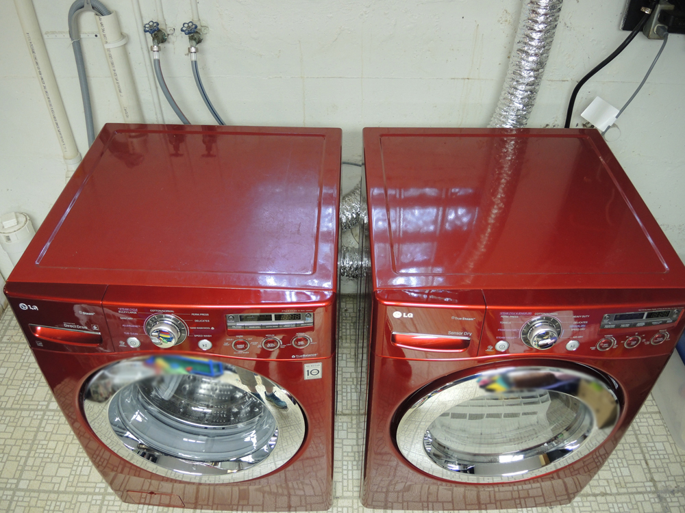 LG Cherry Red Front Loading HE Washer and Dryer Set | EBTH