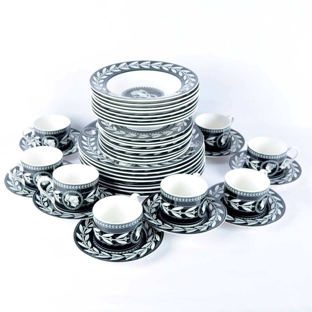 Victoria & Beale "Olympia Black" Dinnerware | EBTH