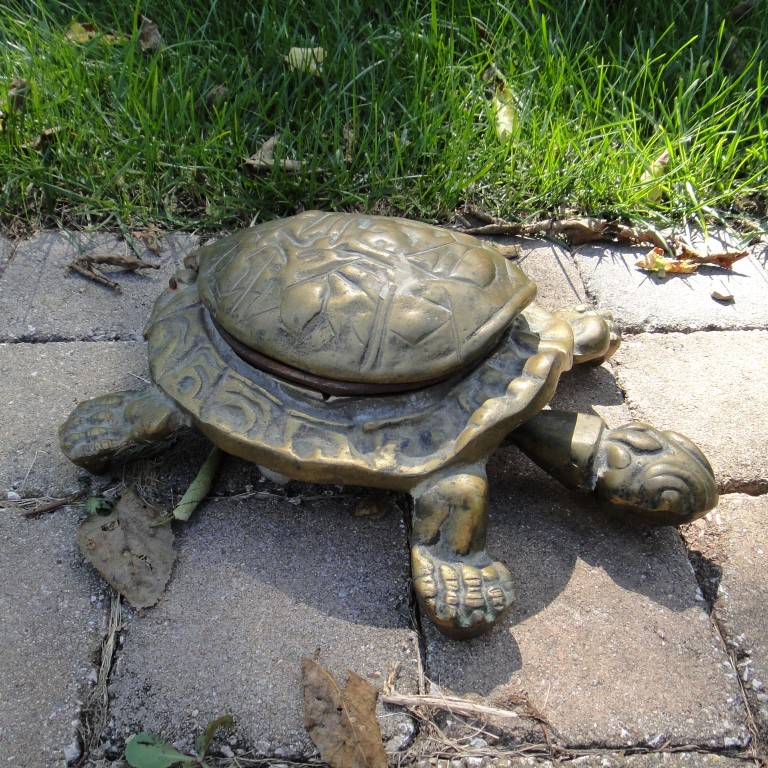 Late 19th Century Cast Iron Turtle Spittoon | EBTH