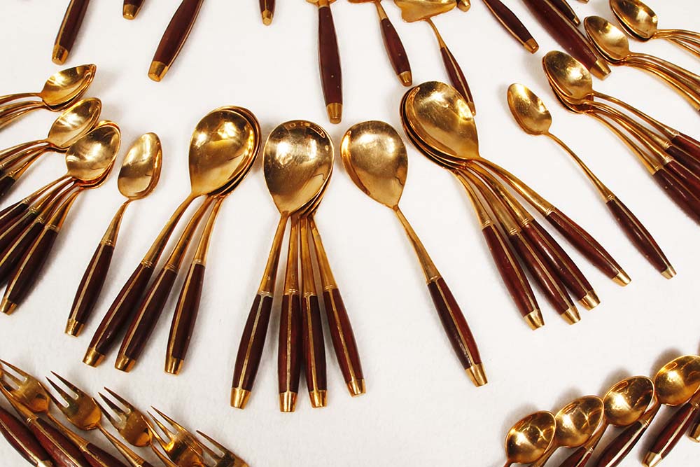 Mid Century Thai Bronzeware with Rosewood Handles and Storage Case | EBTH