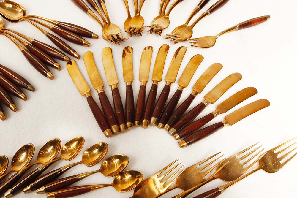 Mid Century Thai Bronzeware with Rosewood Handles and Storage Case | EBTH