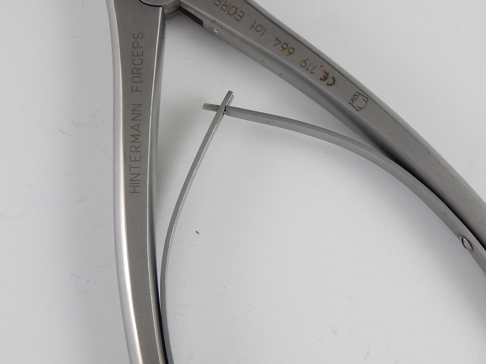 Surgical Hintermann Forceps | EBTH