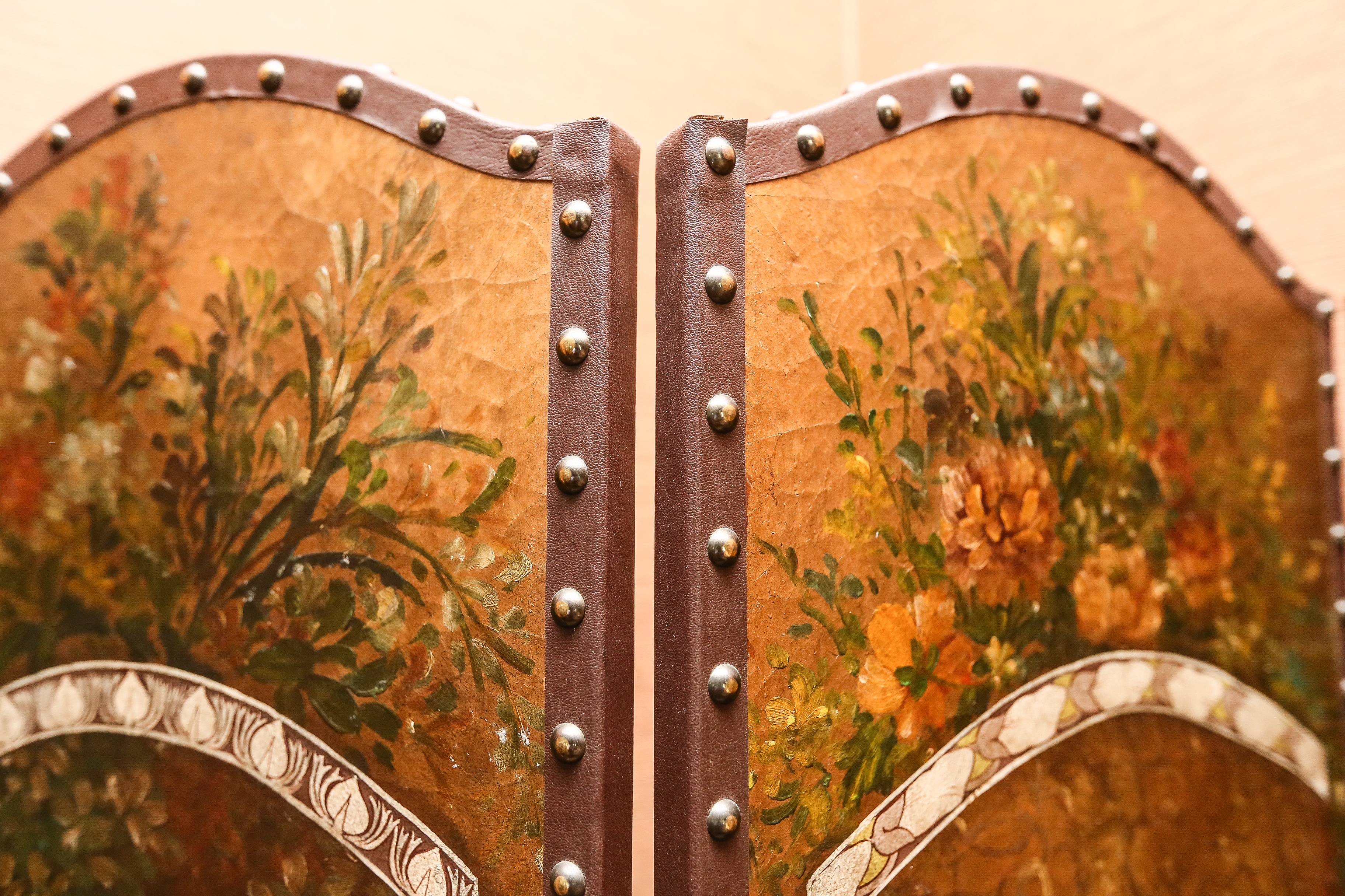 Hand Painted Room Screen | EBTH