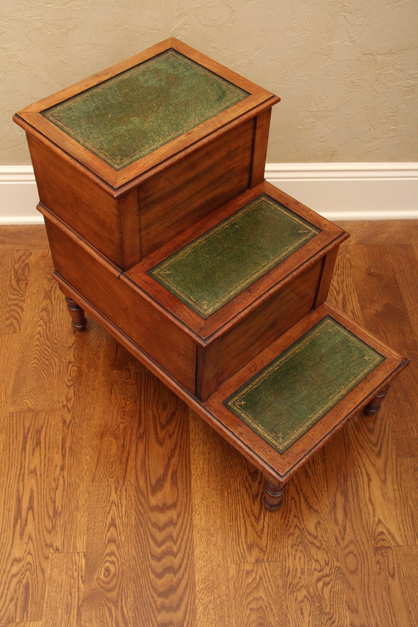 Antique Steps Side Table with Hidden Storage | EBTH