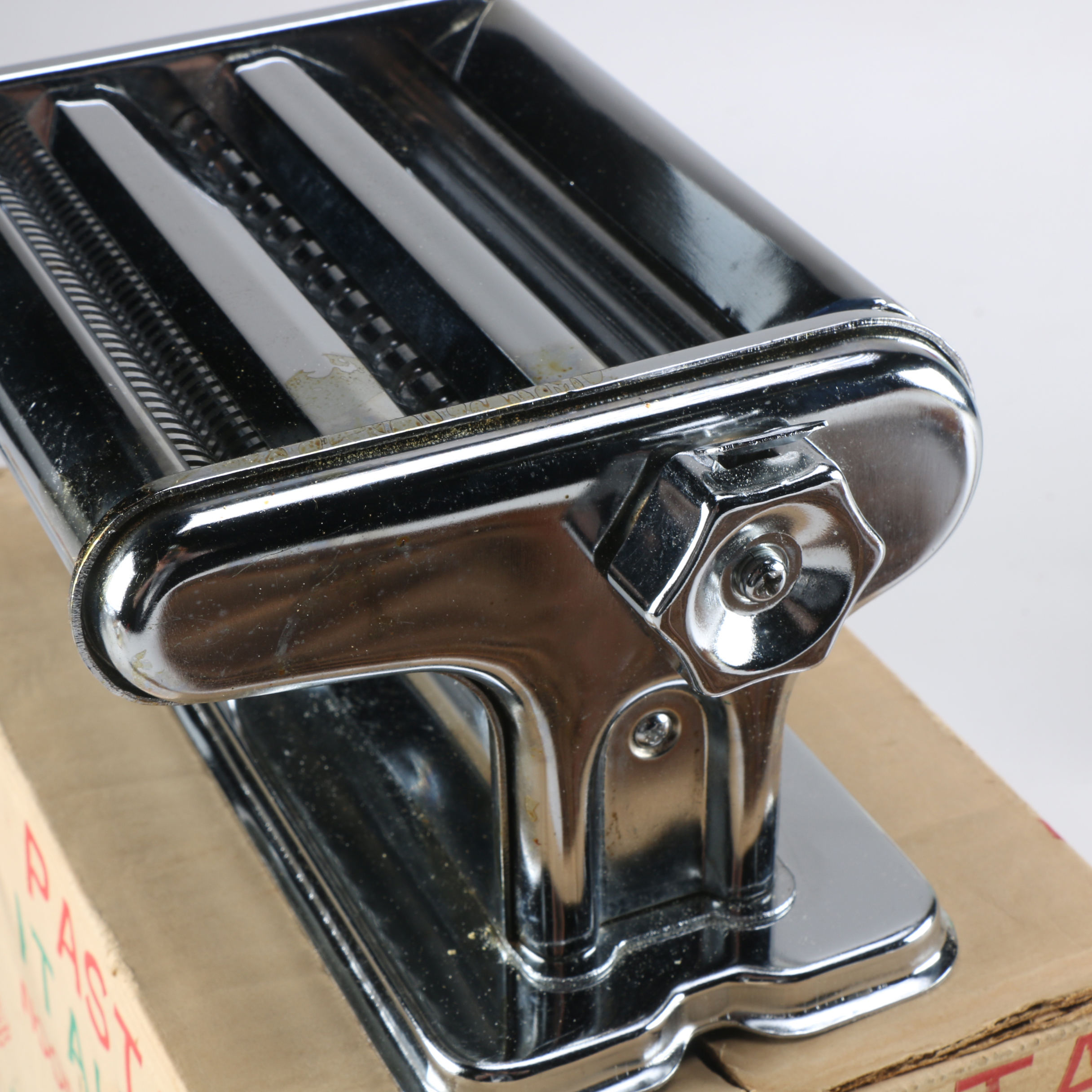 Vintage Pasta Machine and Ravioli Roller | EBTH