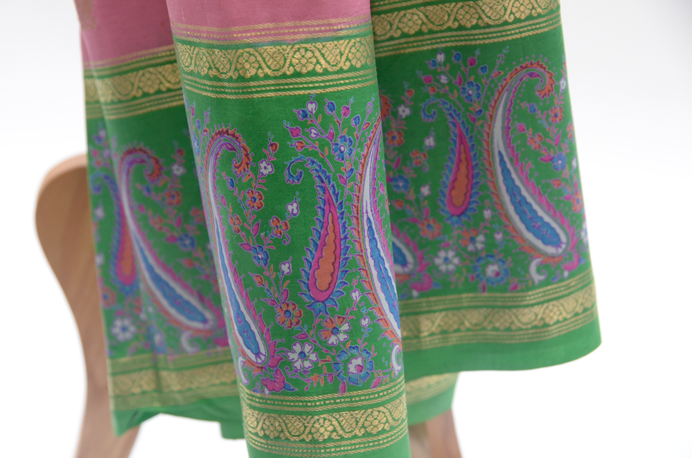 Lengths of Sari Draping Fabric and More | EBTH