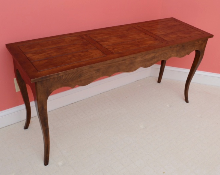 Henredon Oak Console Table | EBTH