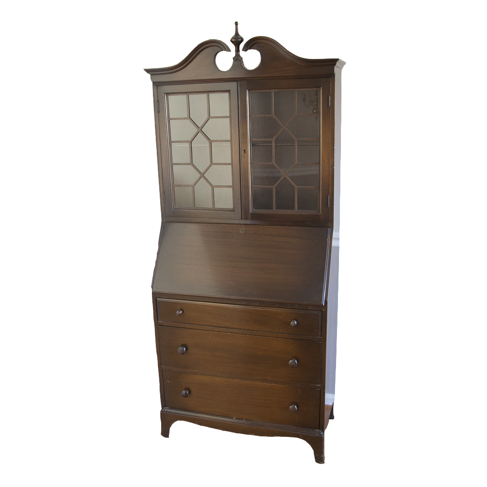 Federal Style Mahogany Secretary Bookcase by Landstrom | EBTH