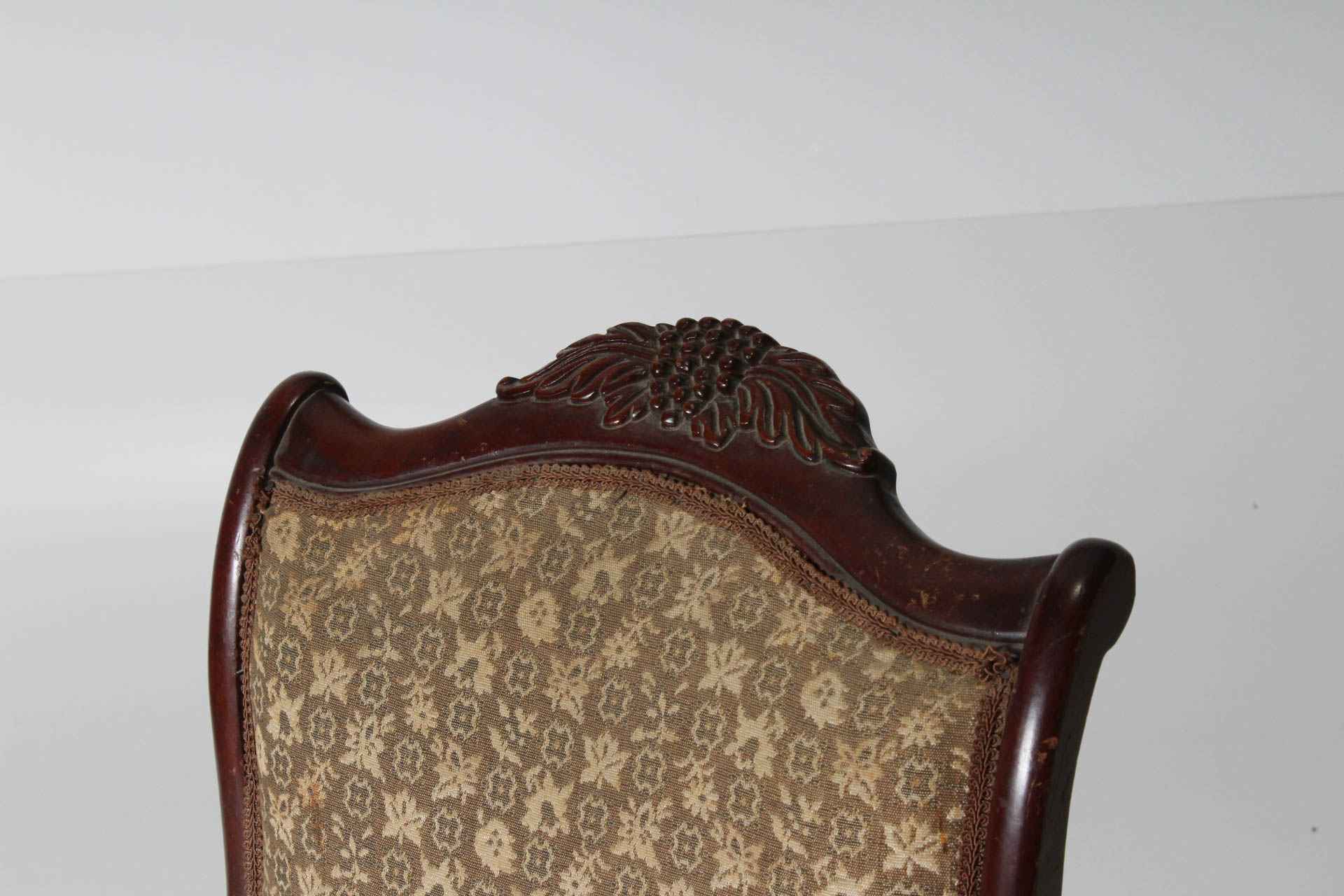 Antique Swan's Neck Rocking Chair | EBTH