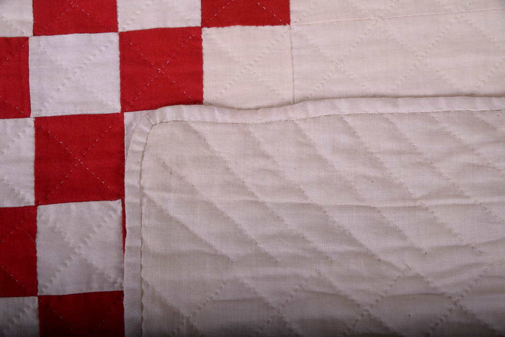 Vintage Red and White Double Irish Chain Quilt | EBTH