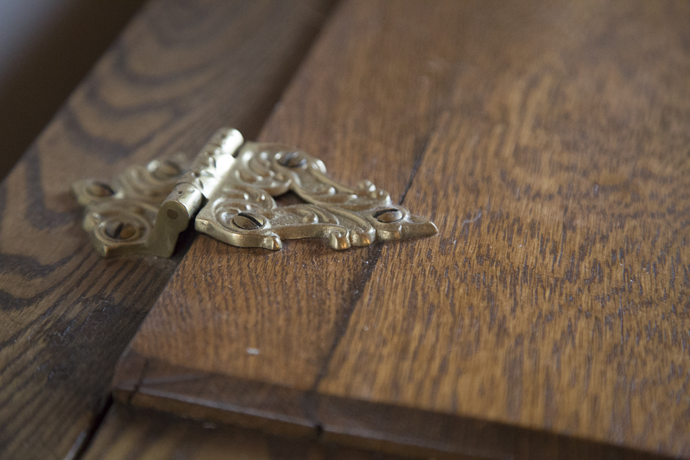 Antique Oak Baldwin "Dry Air" Ice Box | EBTH