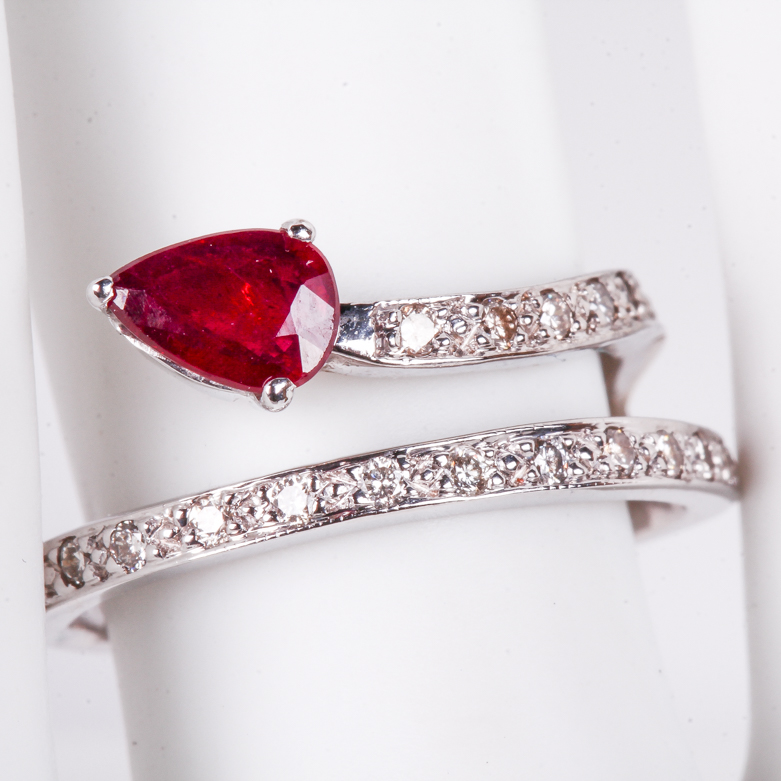 14K White Gold, Ruby, and Diamond Bypass Snake Ring | EBTH