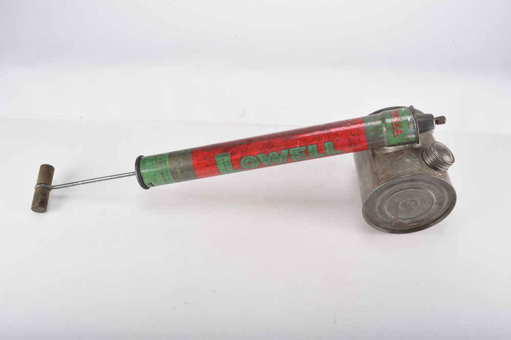 Vintage Bug Sprayers | EBTH