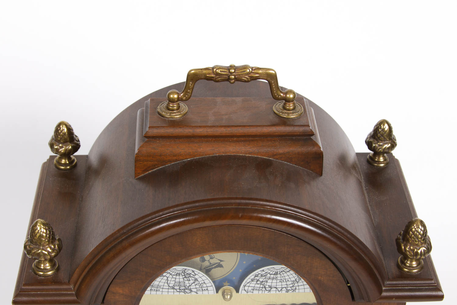 Wooden Hamilton Mantel Clock | EBTH