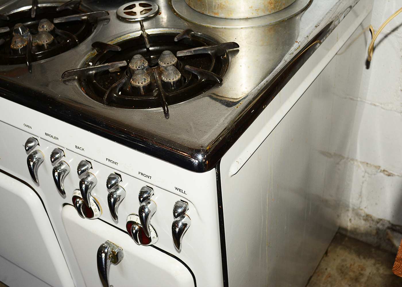 Vintage 1949 Chambers Gas Stove and Oven | EBTH