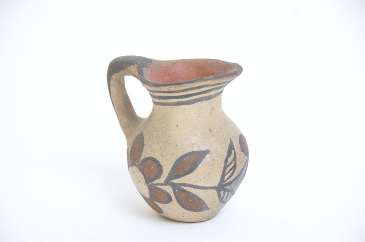 Collection of Antique and Vintage Latin American Ceramics | EBTH