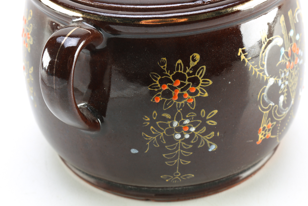 Hand-Painted Ceramic Bean Pot | EBTH